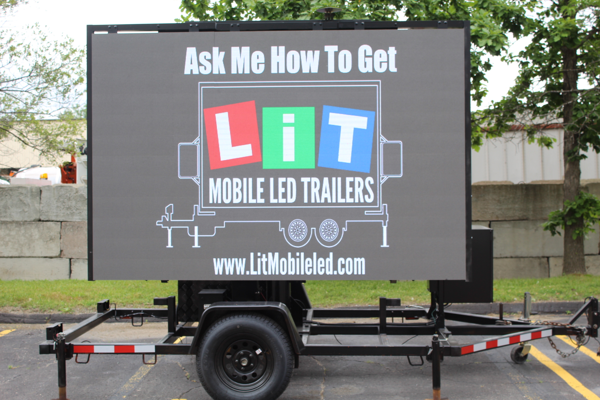 Lit Mobile LED - Reserve Now